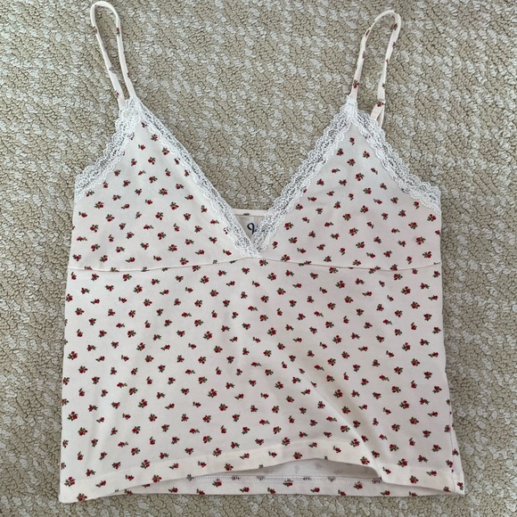 Brandy Melville | Tops | Brandy Melville Floral Tank | Poshmark